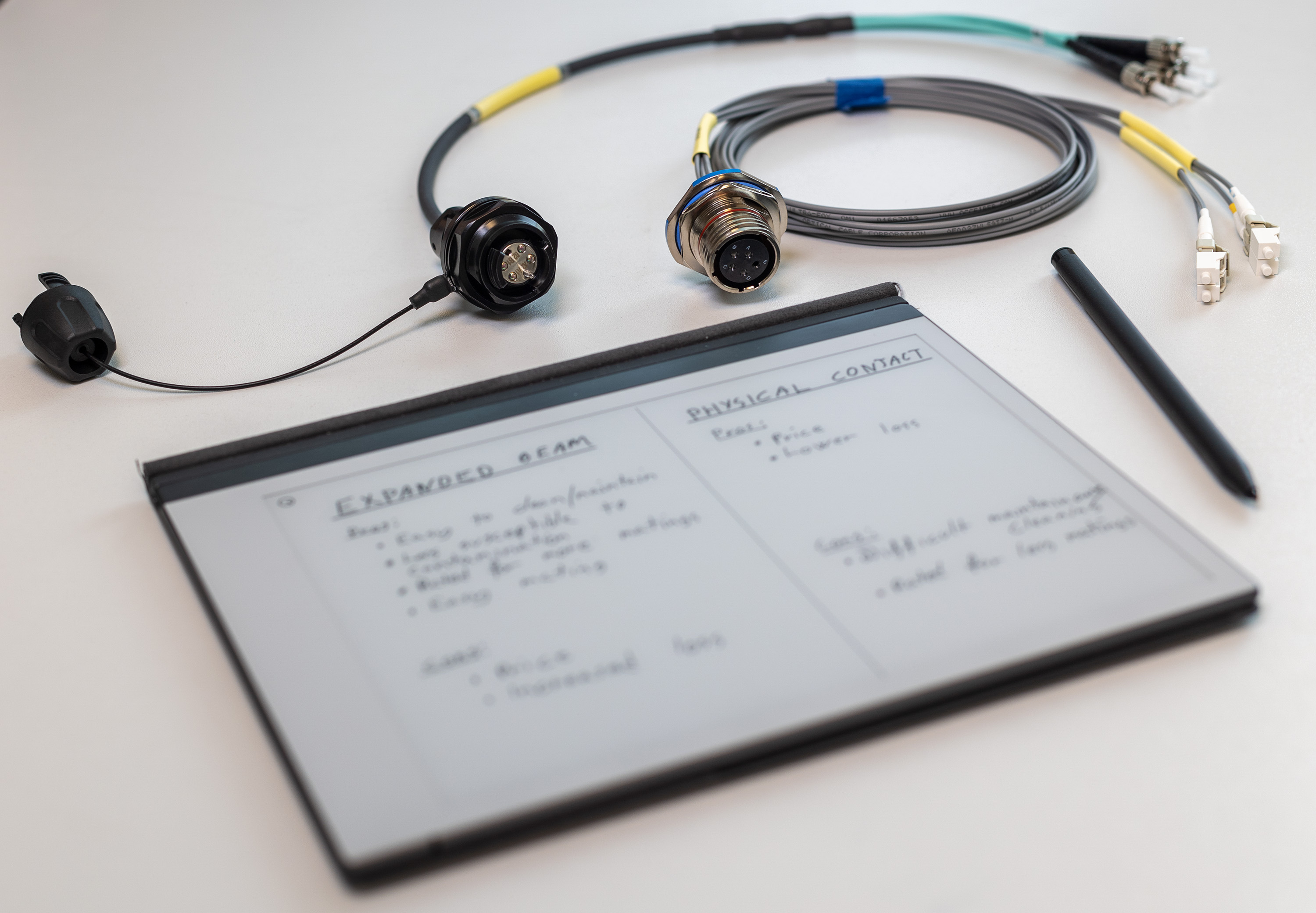 Advantages of Expanded Beam connectors in field applications