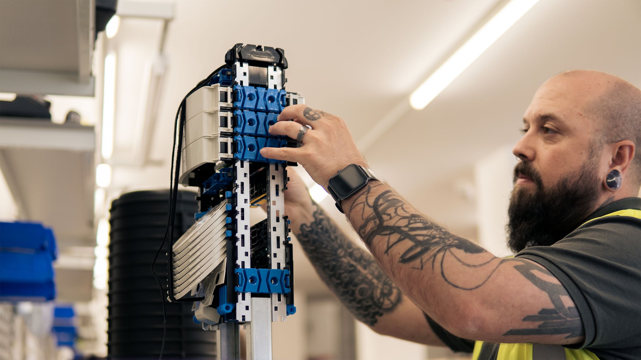 Operations | Hexatronic